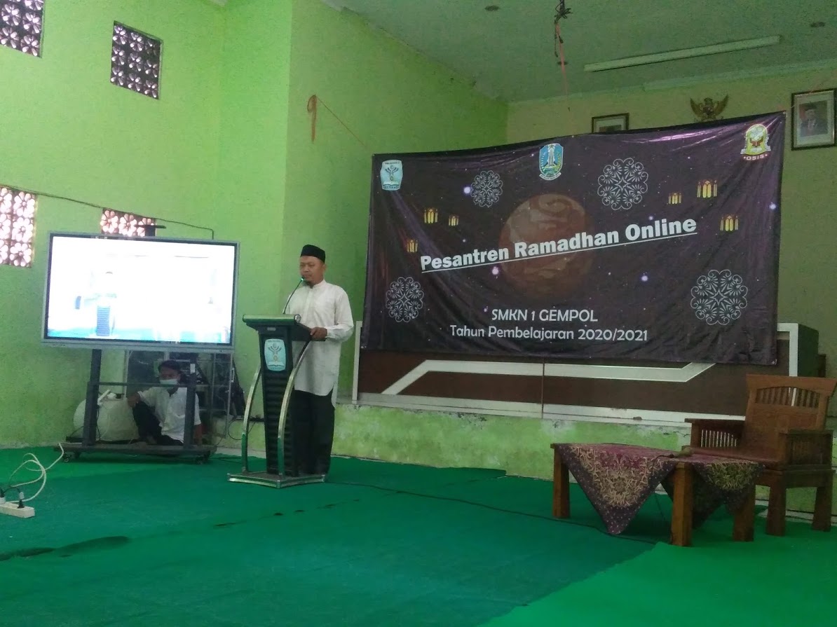 Berbagi Takjil, Berbuka Puasa Bersama sebagai Implementasi dari ...