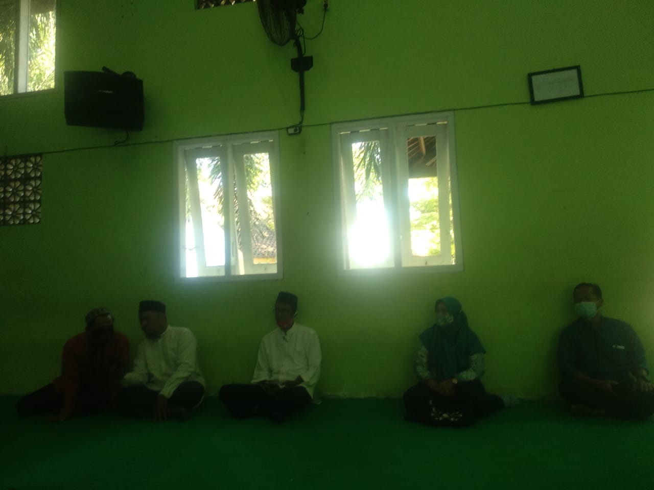 Berbagi Takjil, Berbuka Puasa Bersama sebagai Implementasi dari ...